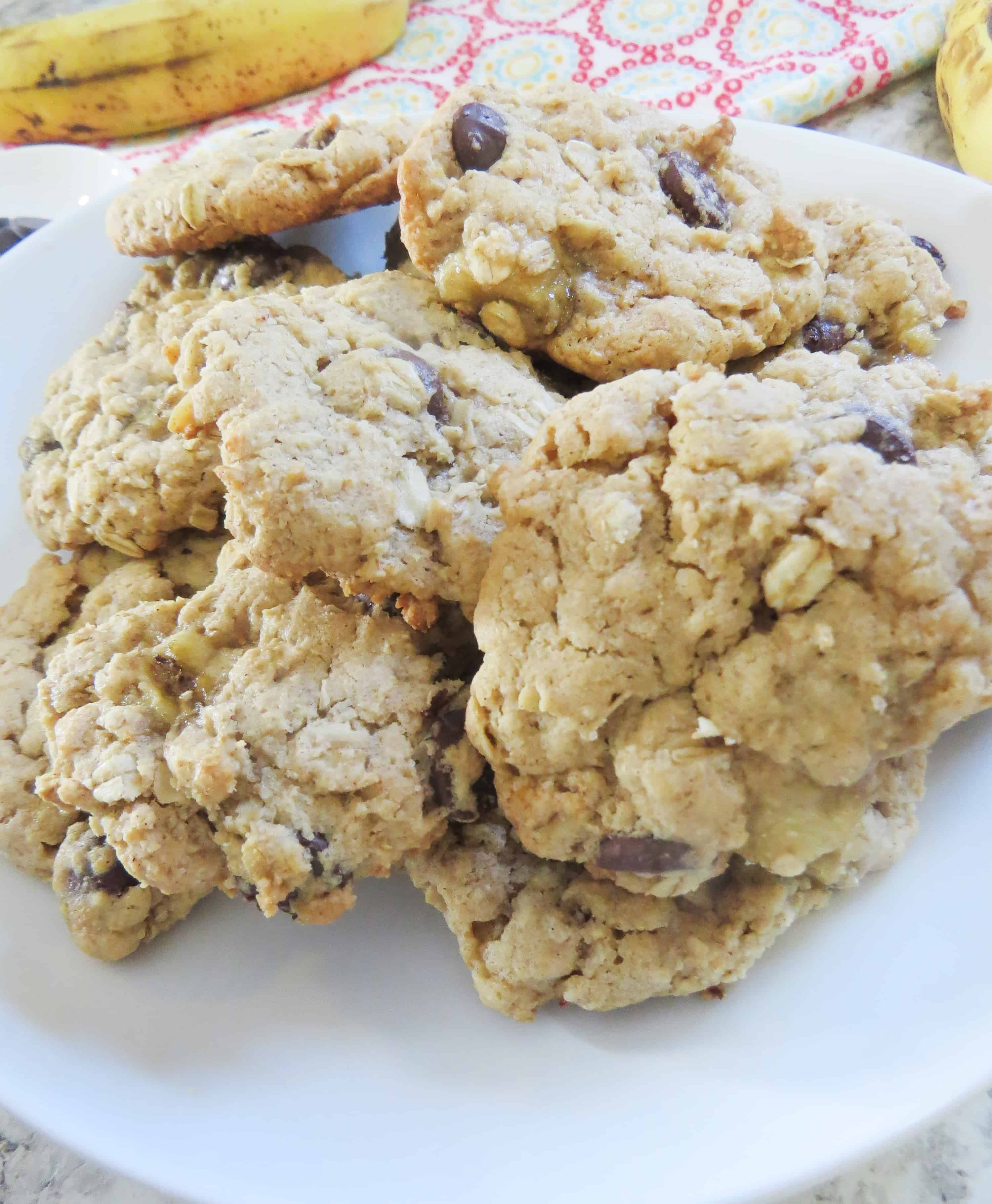 Oatmeal Banana Chocolate Chip Cookies - Marathons & Motivation