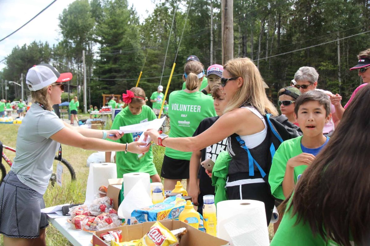 Friday 5: Reasons to be a Race Day Volunteer - Marathons & Motivation