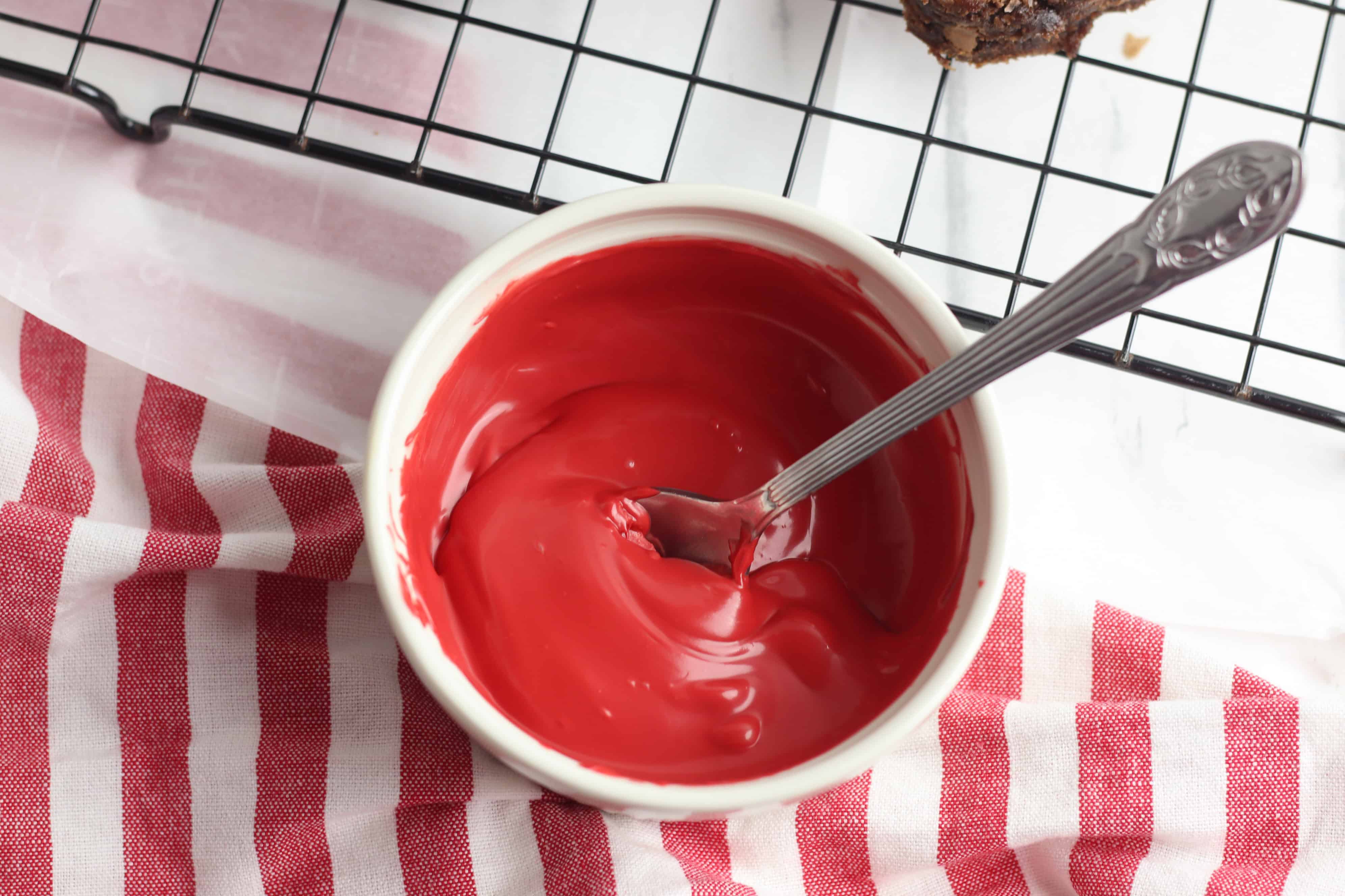 Heart-Shaped Brownies (Easy Valentine's Day Dessert!) - Marathons ...