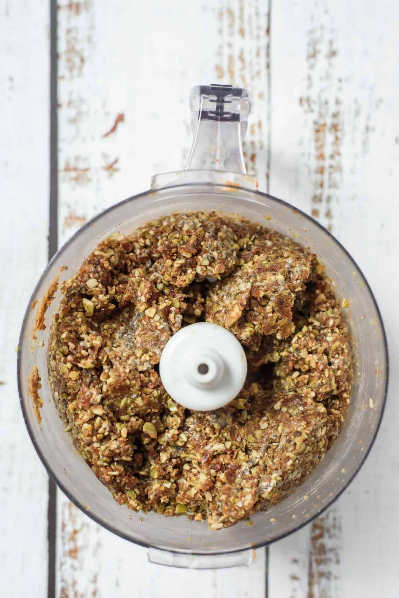 Healthy No-Bake Peanut Butter Crunch Balls - Marathons & Motivation