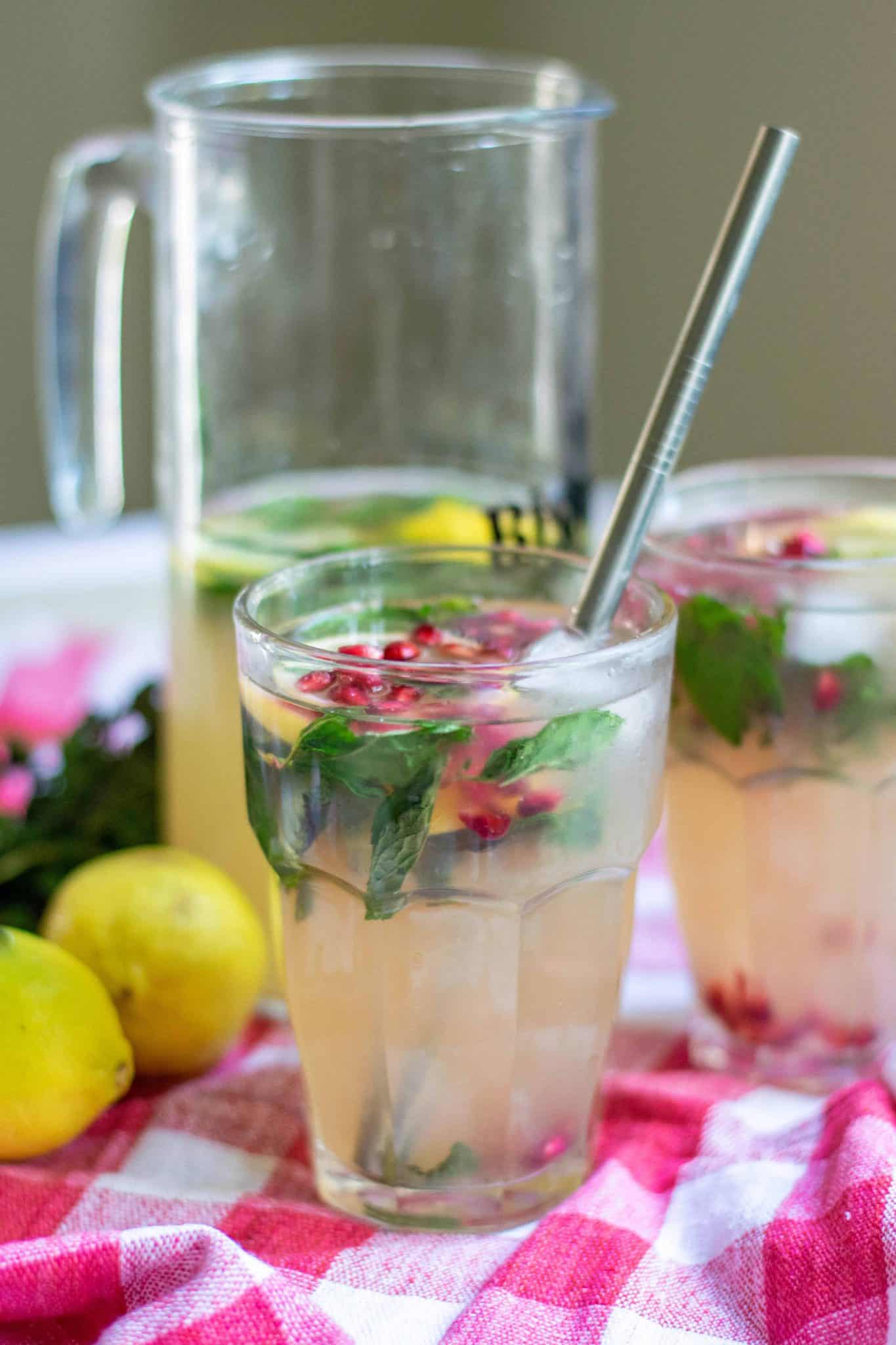 Cranberry Lemon Iced Tea with Rum - Marathons & Motivation