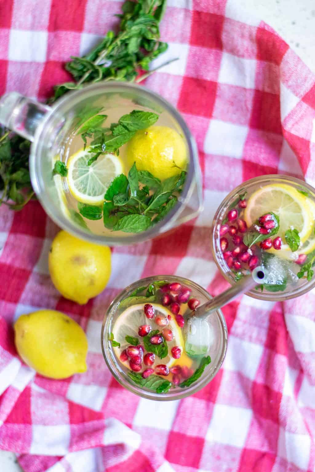 Cranberry Lemon Iced Tea with Rum - Marathons & Motivation