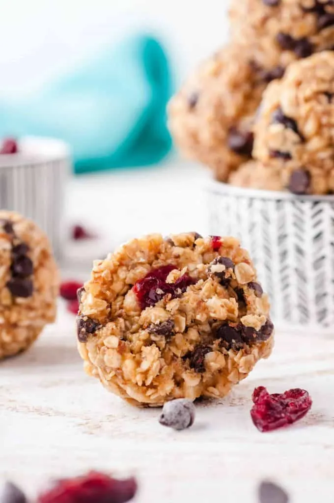 How to Make Vegan Protein Balls - Marathons & Motivation