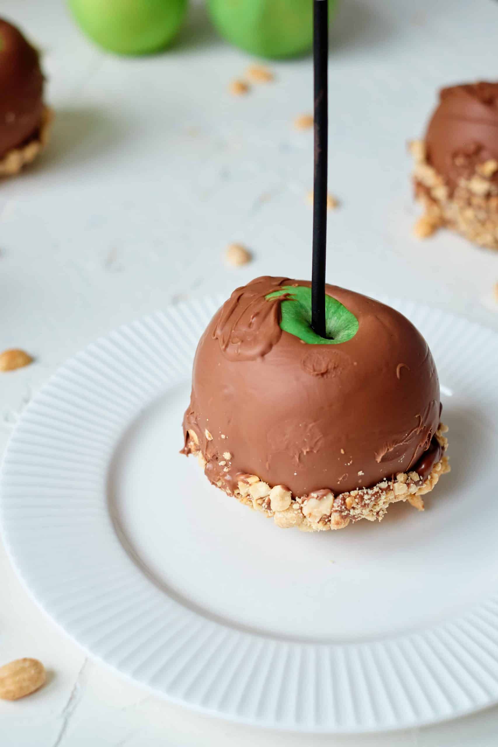 How to Make Chocolate Covered Apples - Marathons & Motivation