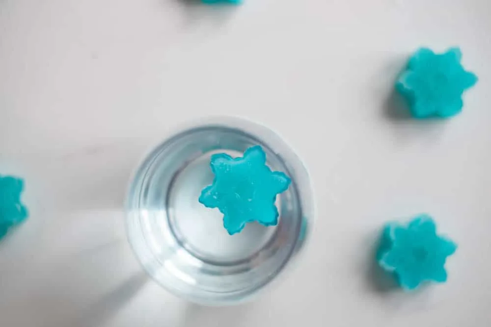 Snowflake Blue Raspberry Flavored Ice Cubes - Marathons & Motivation