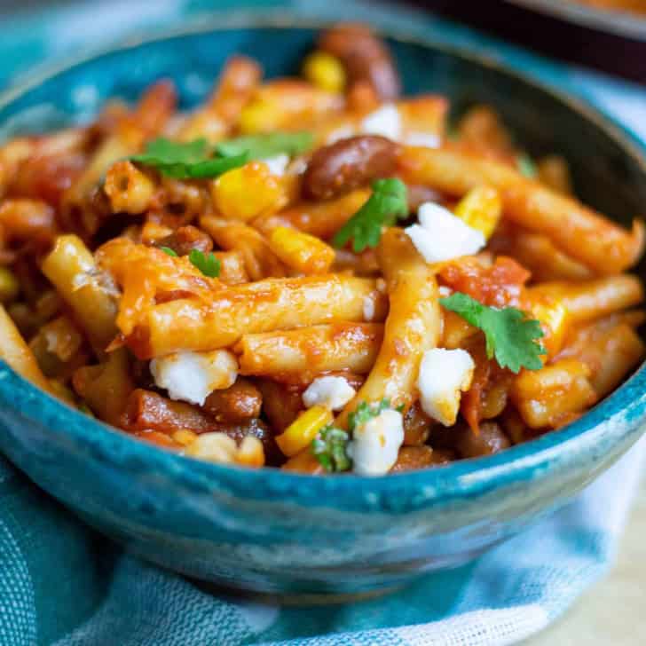 One Pot Vegan Chili Mac - Marathons & Motivation