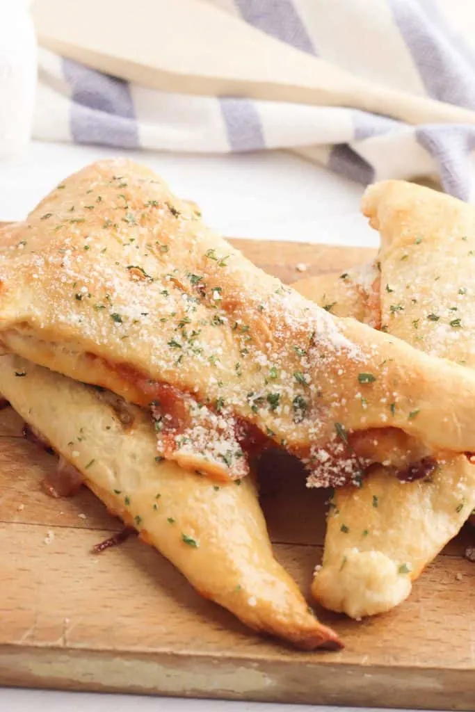 Crescent Roll Pizza Pockets - Marathons & Motivation
