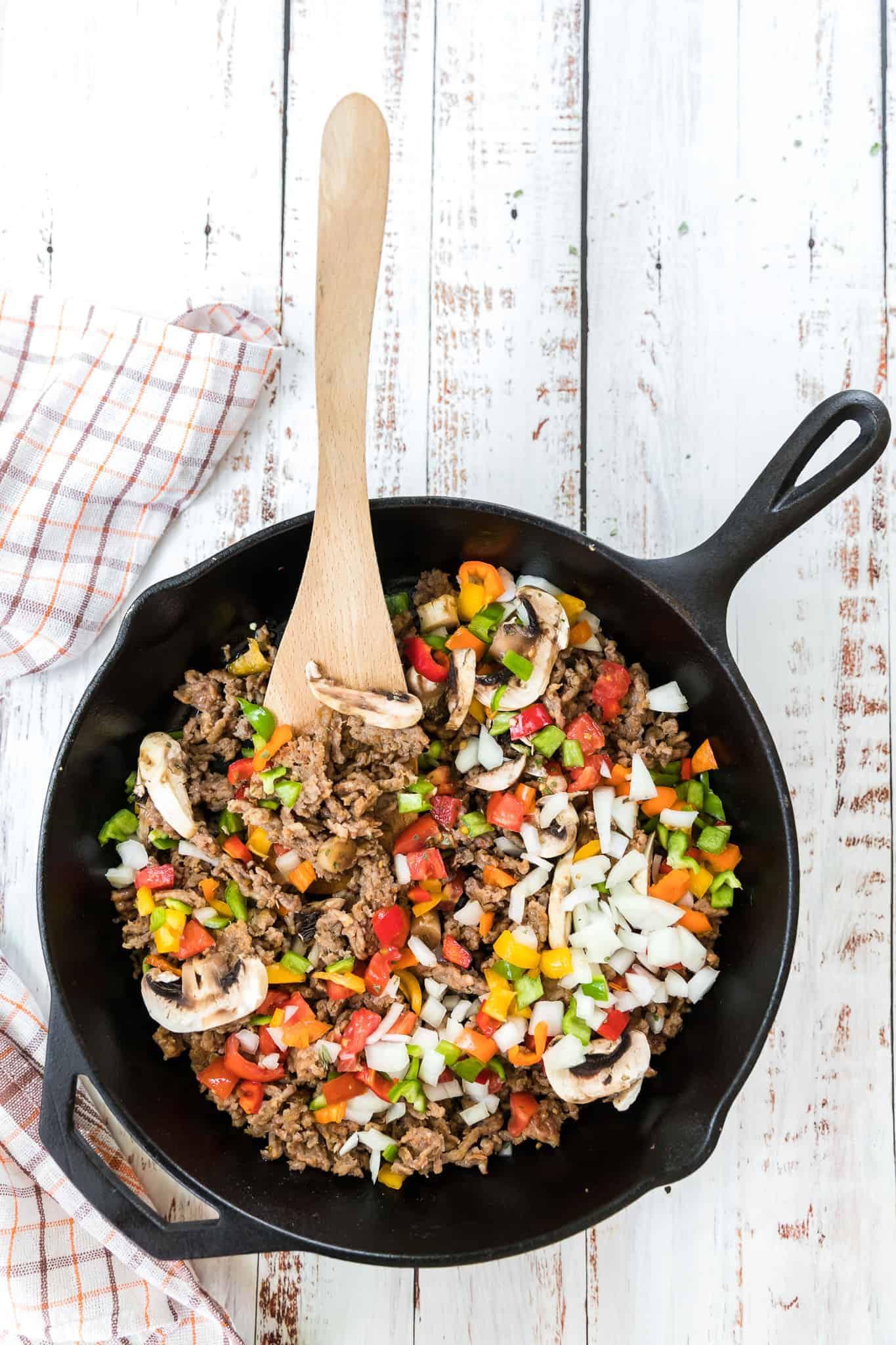 Easy Homemade Meat Sauce for Pasta - Marathons & Motivation