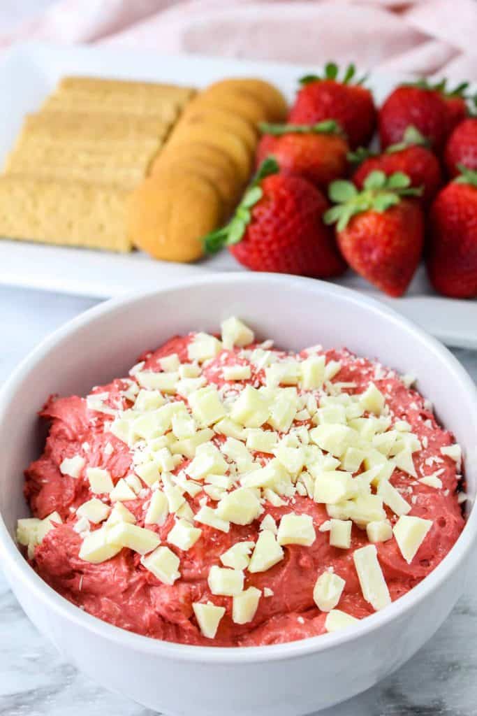 Red Velvet Cake Dip - Marathons & Motivation