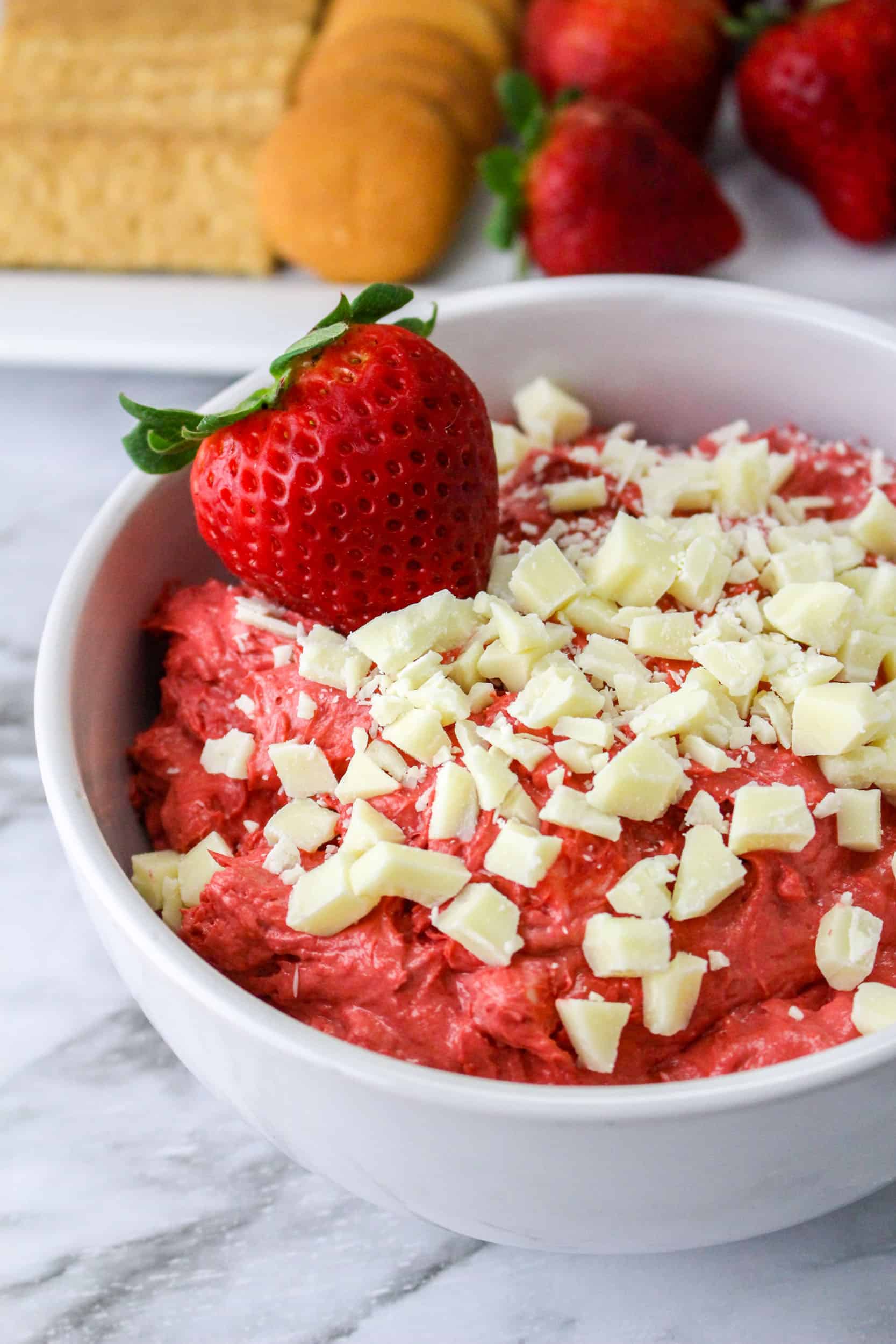 Red Velvet Cake Dip - Marathons & Motivation