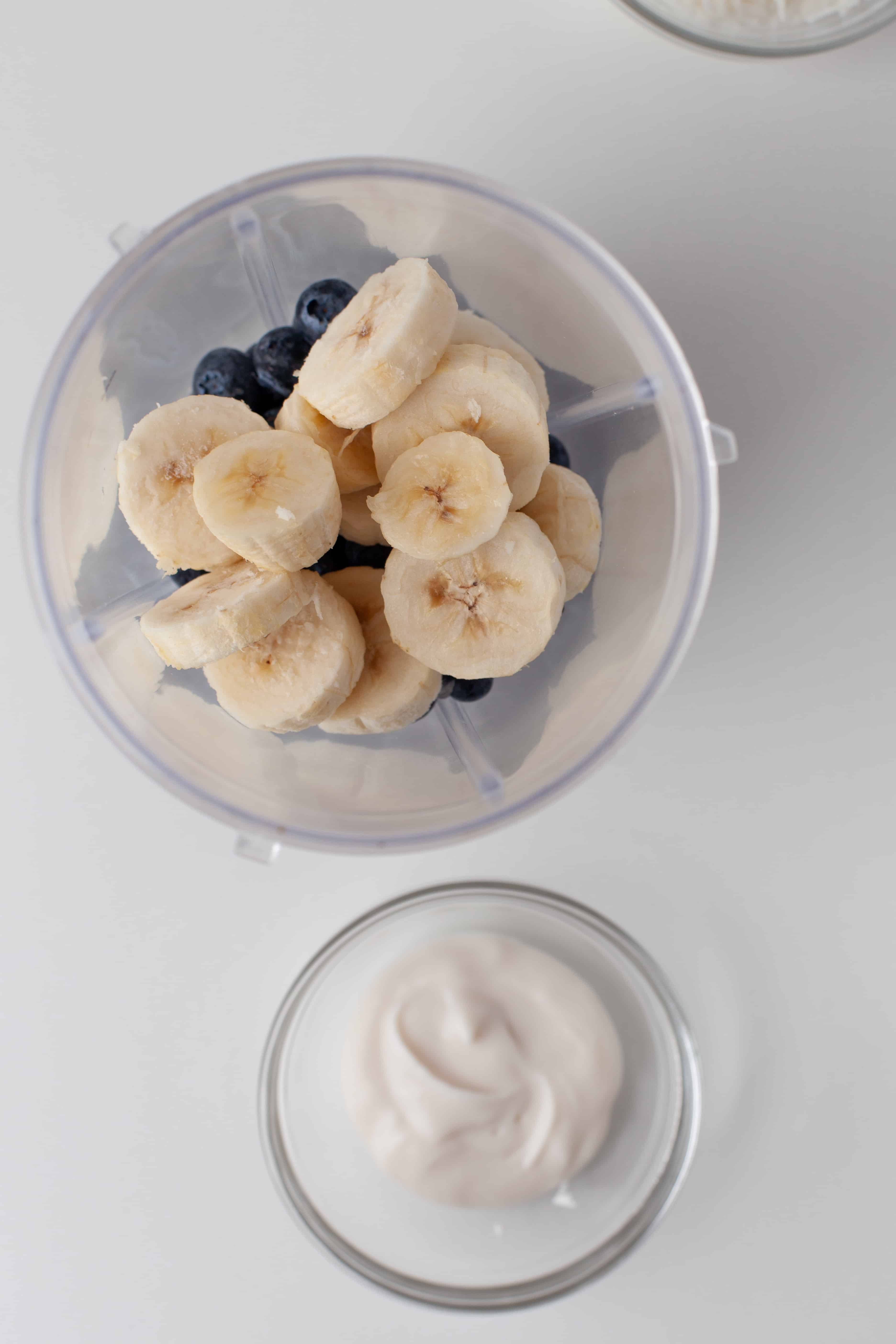 Banana Blueberry Smoothie Recipe - Marathons & Motivation