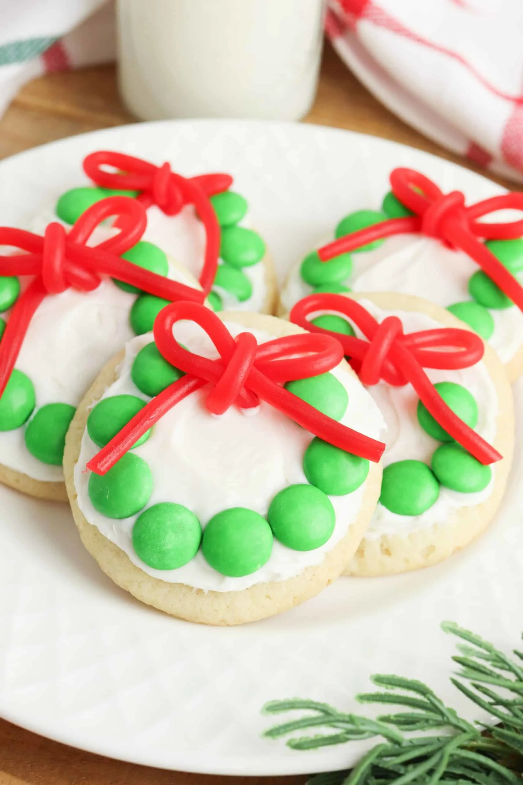 Christmas Wreath Cookies - Marathons & Motivation