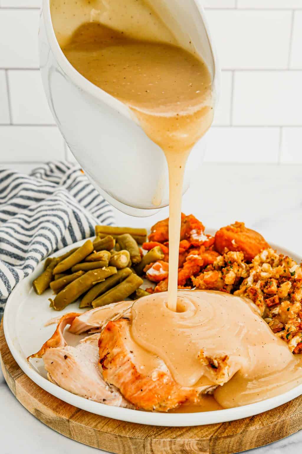 Homemade Turkey Gravy - Marathons & Motivation