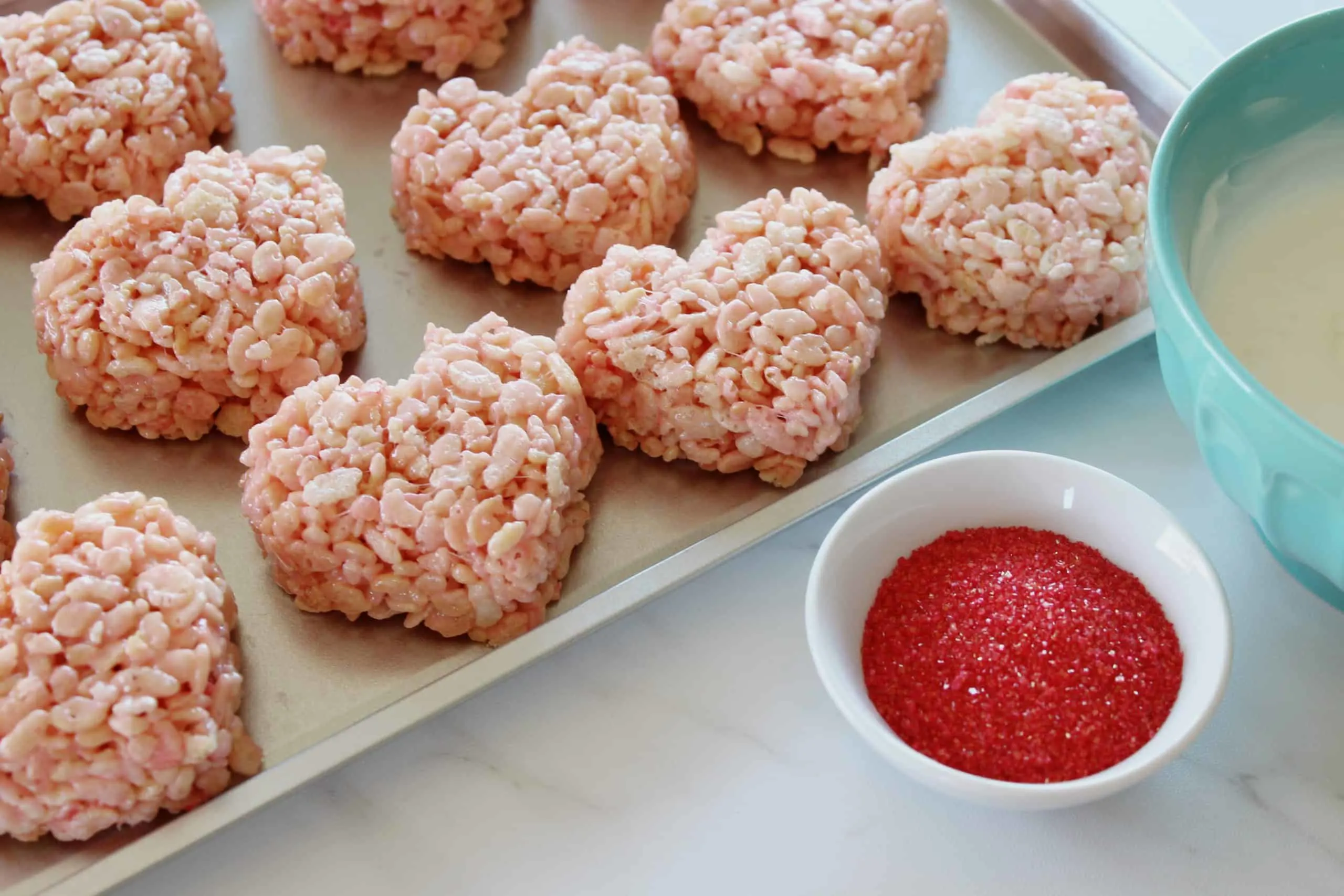 Pink Heart Valentine Rice Krispie Treats - Marathons & Motivation