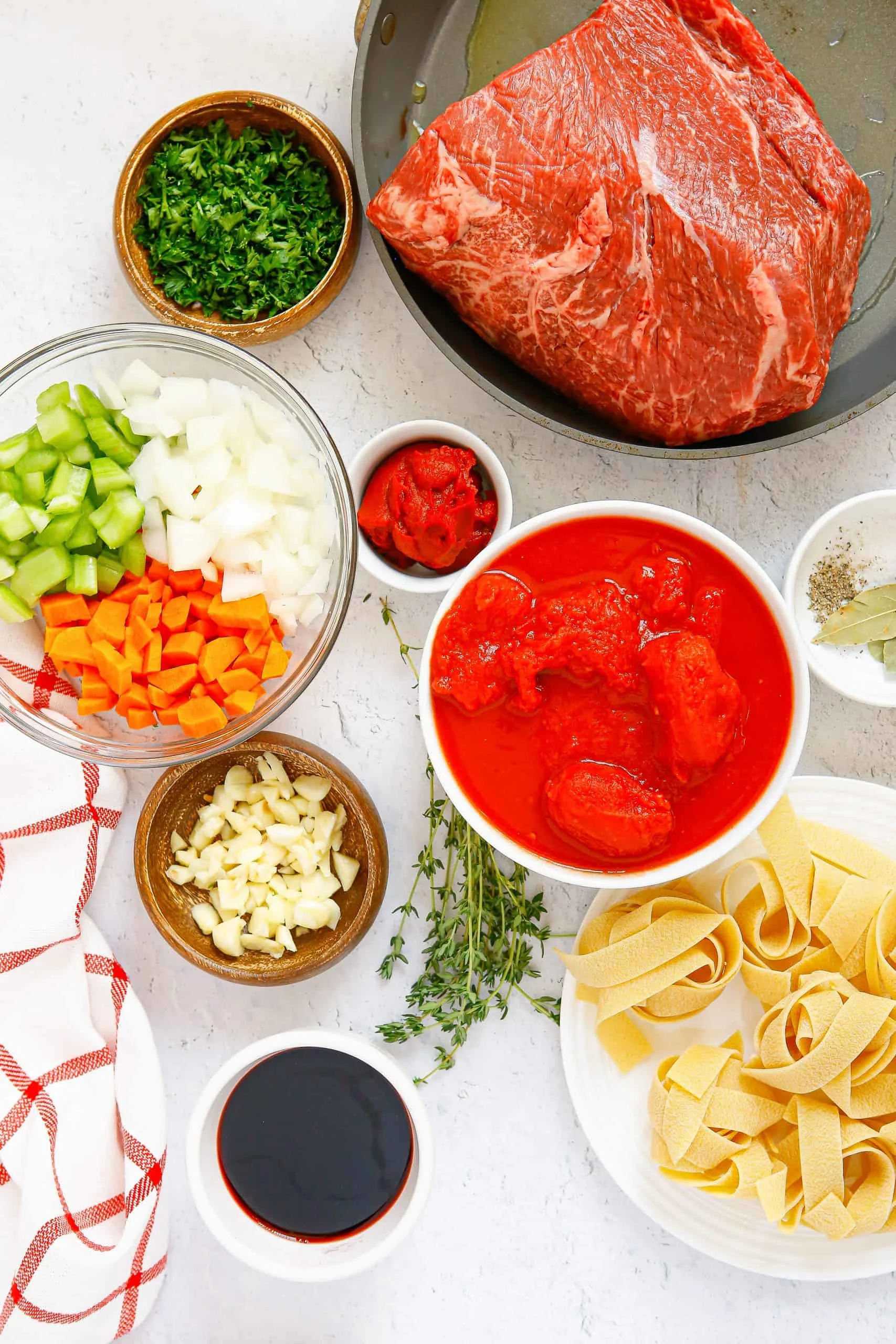 Slow Cooker Beef Ragu - Marathons & Motivation