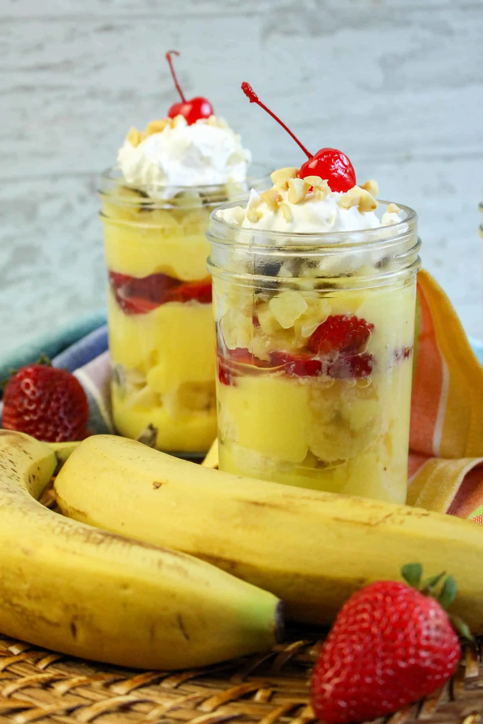 Banana Parfaits in a Jar - Marathons & Motivation