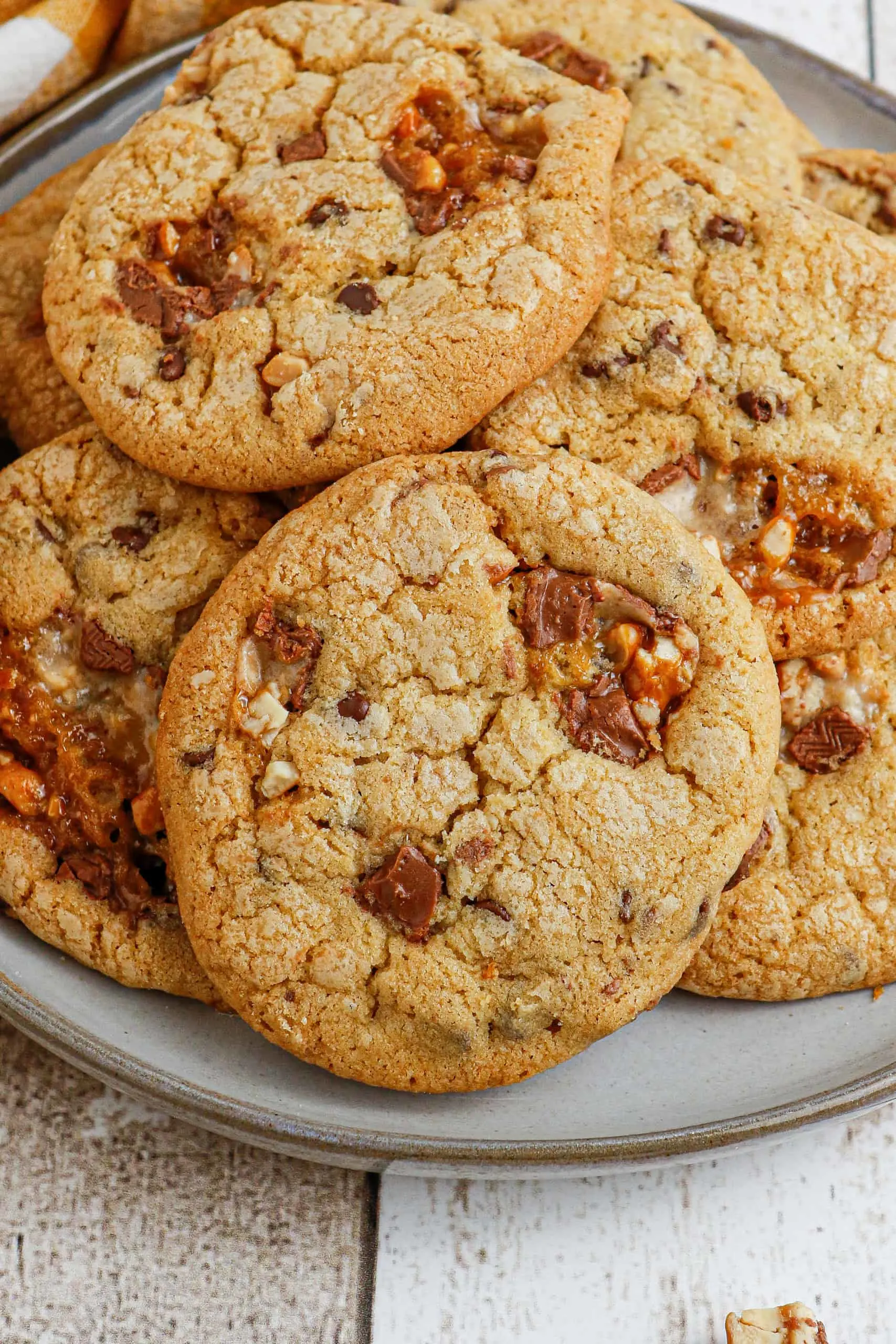 Chocolate Chip Snickers Cookies - Marathons & Motivation