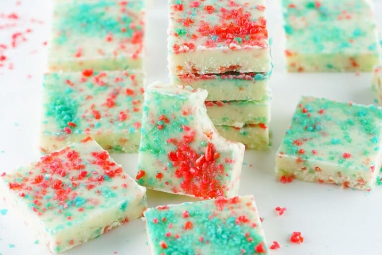 Firecracker Fudge | Easy 4th of July Pop Rocks Treat