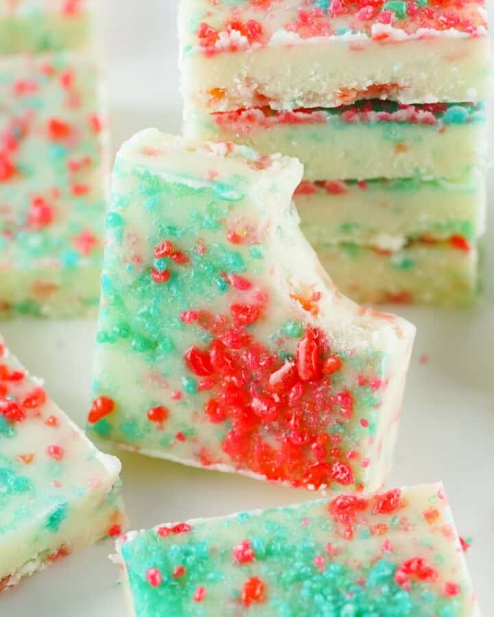 Firecracker Fudge | Easy 4th of July Pop Rocks Treat